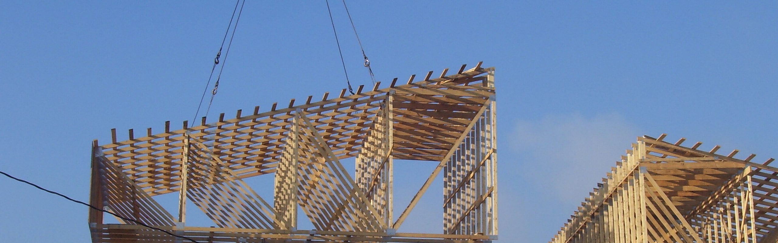 Chevrons et fermes de toit - Structurex